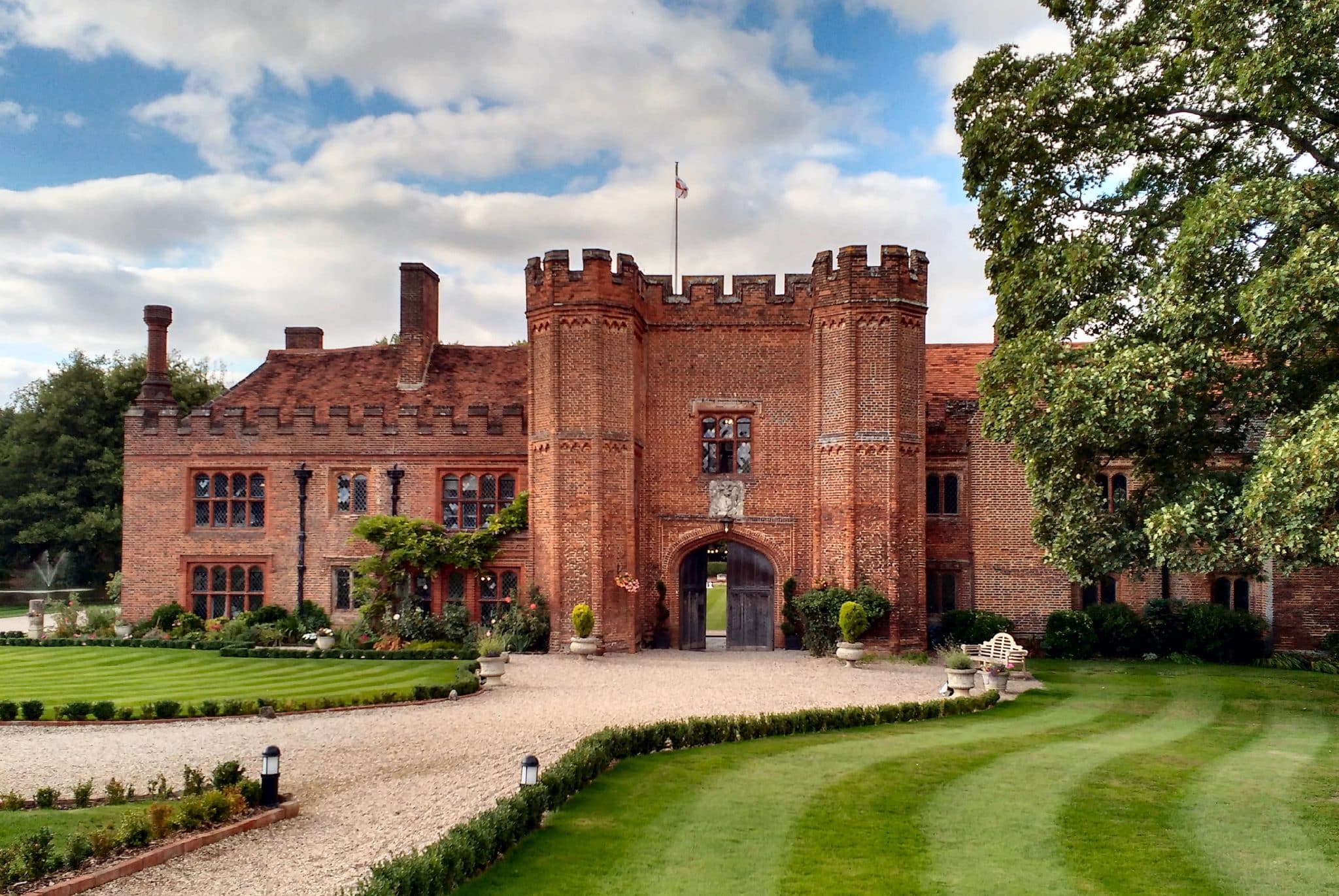 Hever Castle: In Search of the Boleyn Family Home - The Tudor Travel Guide