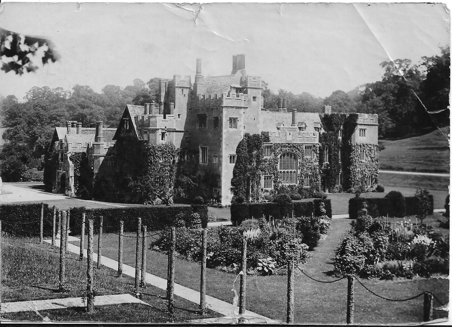 Compton Wynyates: The Most Perfect & Secret Tudor House
