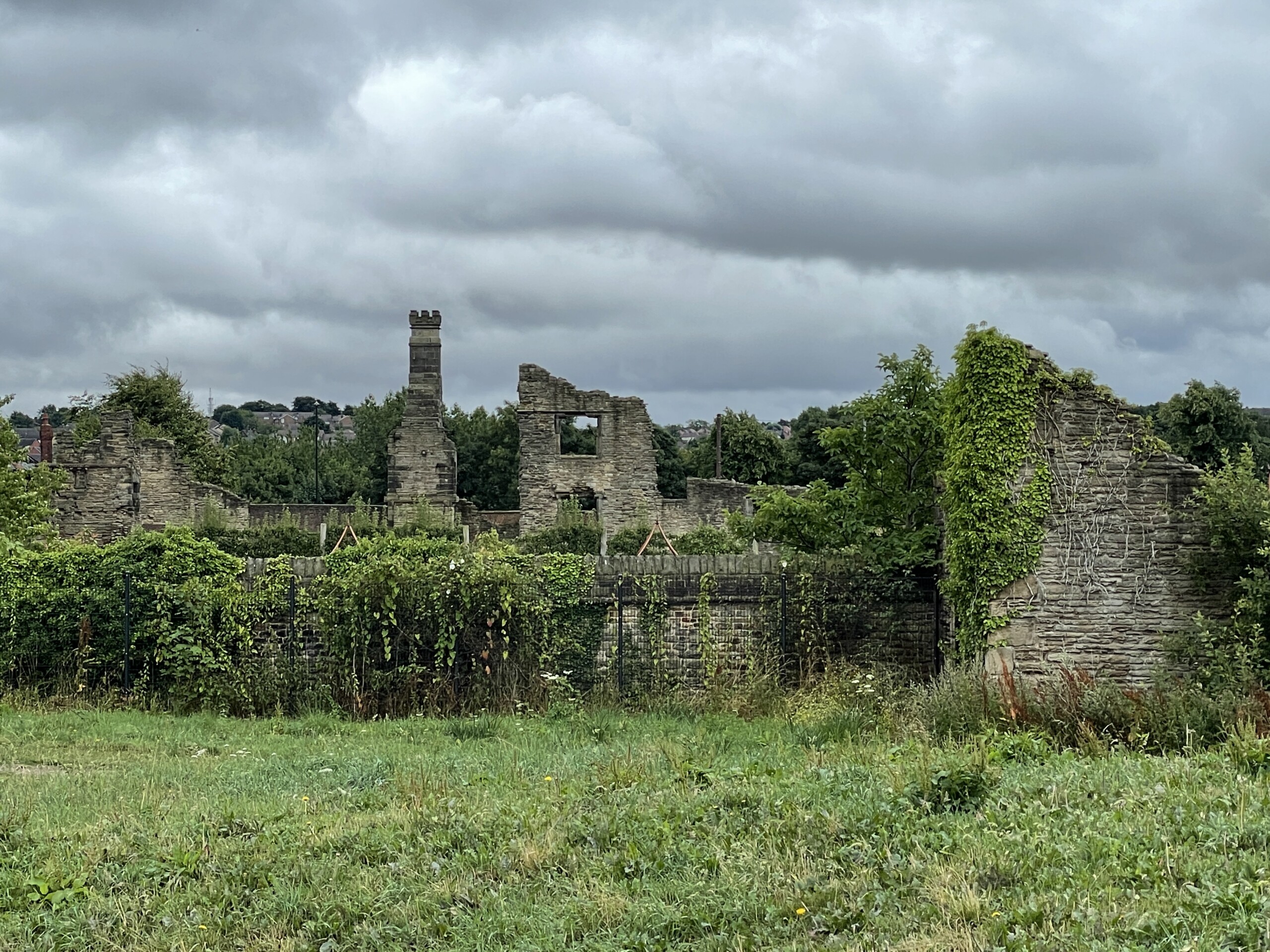 Cardinals, Queens and Captives: Fascinating Tales From Sheffield Manor ...